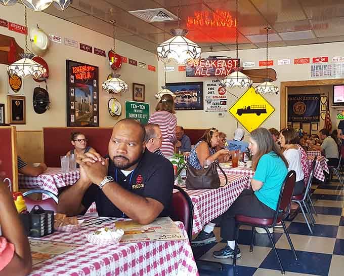 When the dining room fills with locals and families, you know you've found the real deal.