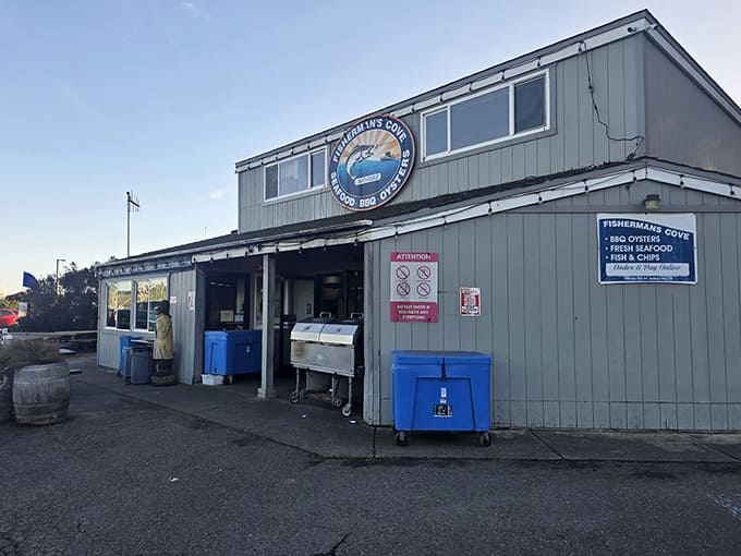 Fresh catch sold steps from where it was swimming this morning, which is restaurant-to-table excellence.