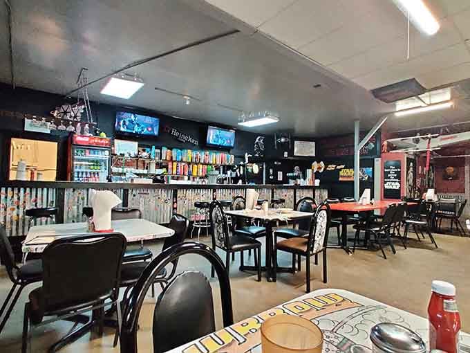 Multiple TVs and comfortable seating mean you can catch the game while demolishing breakfast at any hour.