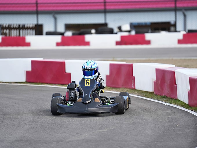 Lorain Ohio Kartplex delivers racing thrills for folks who prefer speed over spending their entire paycheck on entertainment.