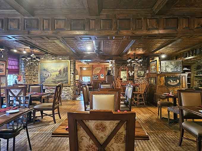 Multiple dining rooms mean you can pick your favorite century while enjoying thoroughly modern cuisine.