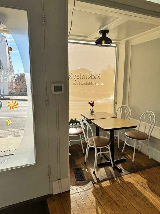 Cozy seating by the window where you can watch Main Street while contemplating your excellent life choices over lunch.