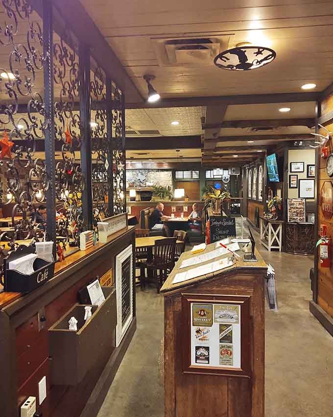 Decorative dividers and cozy lighting create the kind of atmosphere where time slows down between bites.