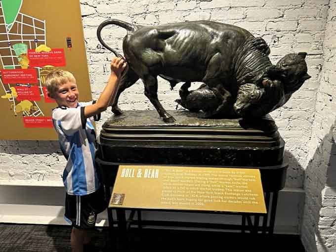 The bull and bear of Wall Street, captured in bronze and significantly less intimidating than actual market volatility.