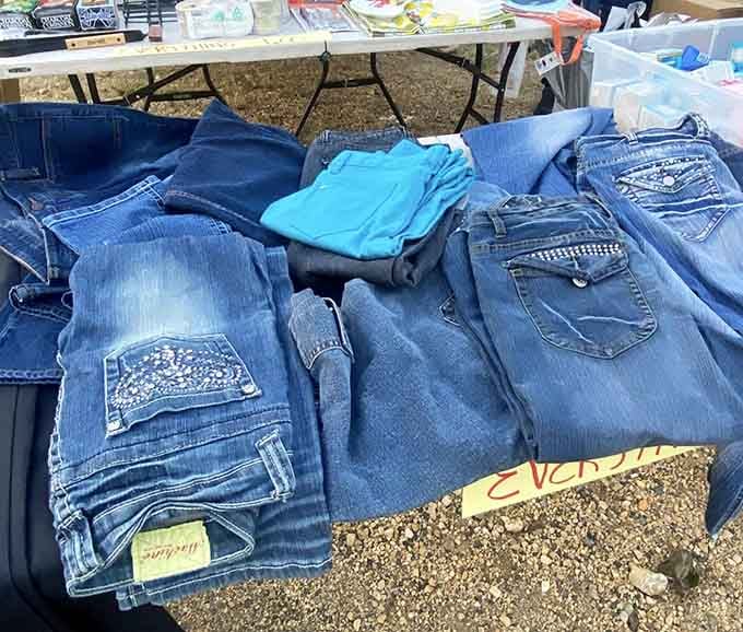 Denim for days, because apparently everyone in Alabama decided to clean out their closets at the same time.