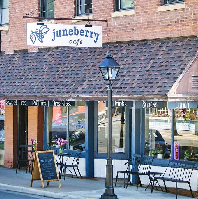 Breakfast spots serving comfort food that makes you wonder why you ever bothered with fancy brunch places downtown.
