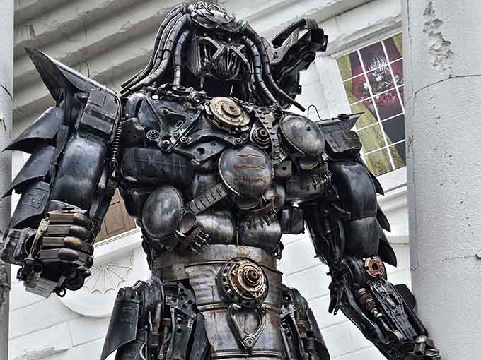 The Predator decided Wisconsin Dells was prime hunting ground for confused tourists and photo opportunities galore.