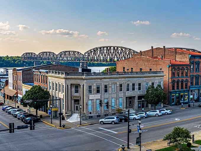 Henderson's historic downtown buildings house shops and restaurants with reasonable prices.