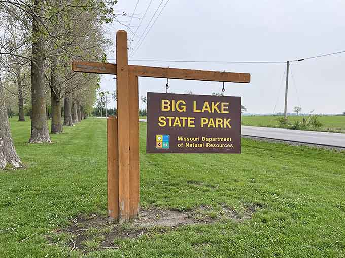 The welcome sign to your next great Missouri adventure, where the population is small but the lake is mighty.
