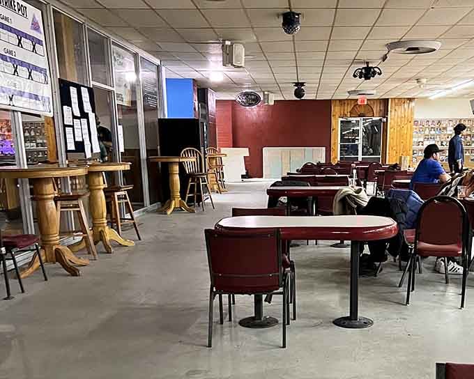 Multiple seating options mean your group can settle in comfortably for an extended stay of fun.