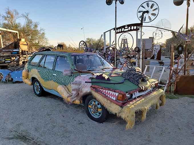 Someone transformed an ordinary SUV into a grinning predator, making every parking lot seem disappointingly tame afterward.