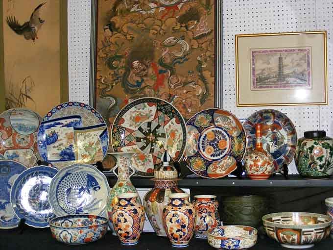 Decorative plates showcase patterns and colors that modern mass production simply cannot replicate with any success.