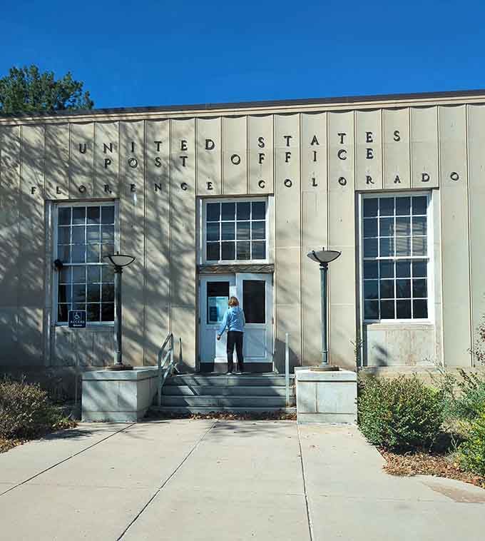 Even the post office here looks like it belongs in a history book, complete with Art Deco lettering that modern buildings forgot.