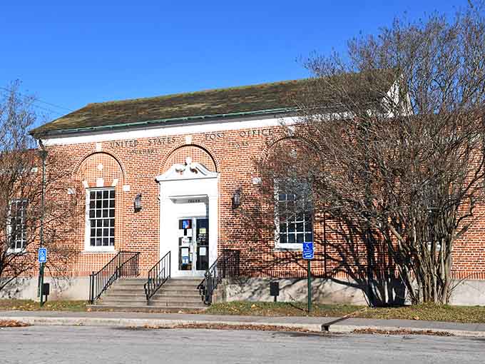 Even the post office looks charming here, because Lockhart doesn't do anything halfway, including municipal buildings.