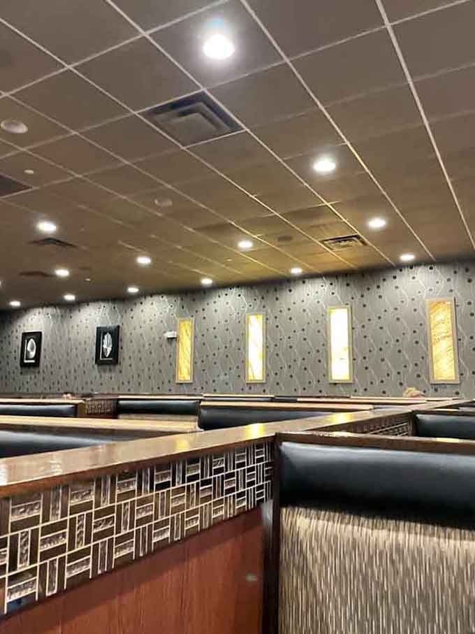 Modern decor with comfortable seating ensures you can settle in for the long haul this feast requires.