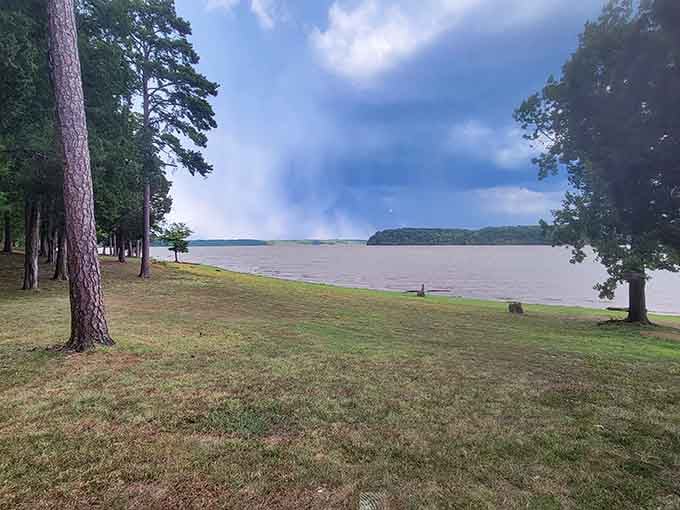 When the lake decides to show off its moody side, you get views that belong on postcards, not hidden gems.