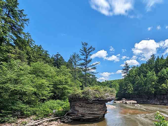 Massive boulders and crystal-clear pools make you wonder if you accidentally drove to the Rockies.