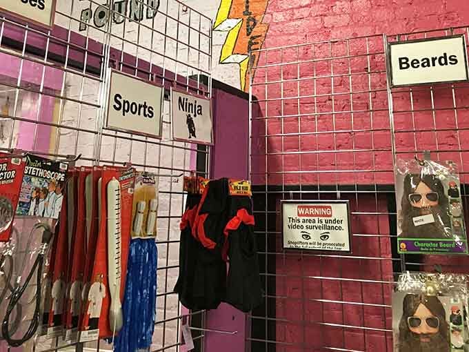 Sports, Ninja, and Beards sections prove that organization here follows its own delightfully quirky logic.