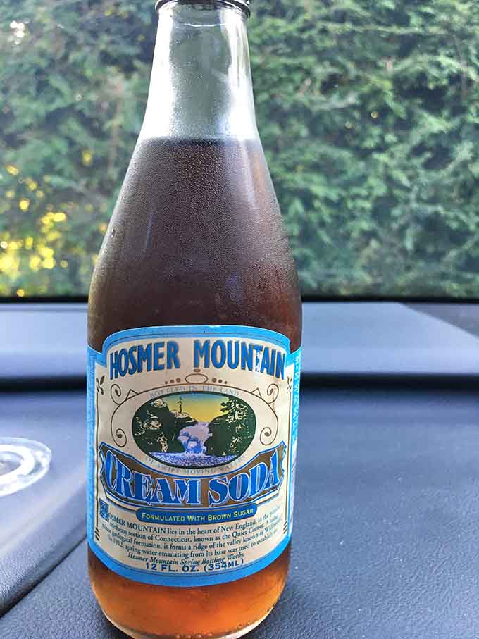 Hosmer Mountain Cream Soda brings authentic Connecticut flavor to wash down your nationally recognized pizza experience perfectly.