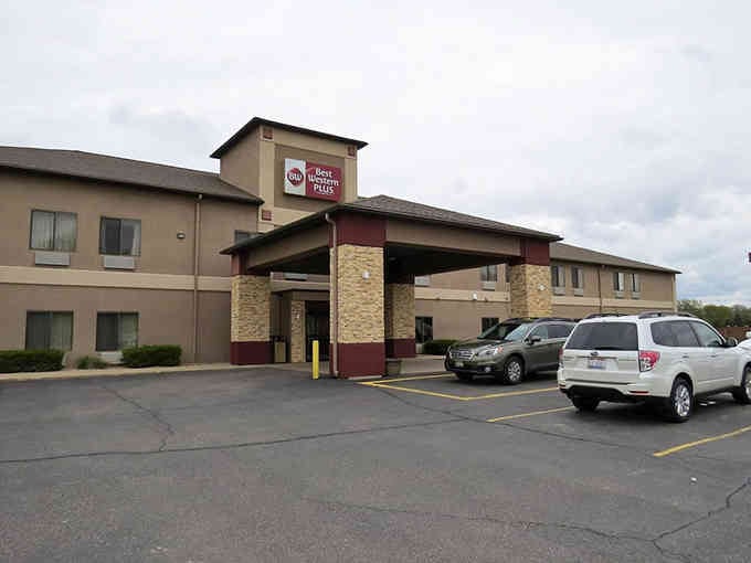 Comfortable accommodations welcome visitors exploring this lakeside town where affordability meets genuine Minnesota hospitality.