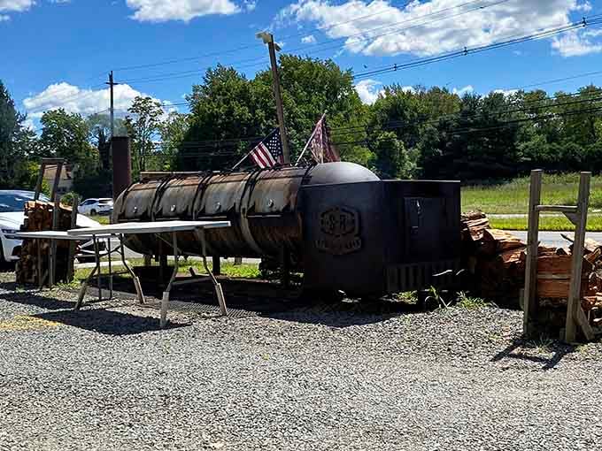 This beast of a smoker works harder than most people do on Monday mornings.