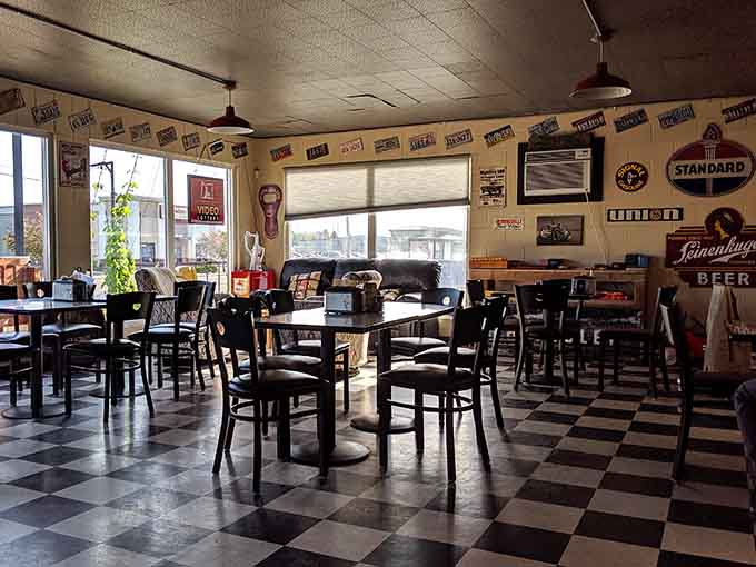 Plenty of seating means you can settle in and take your time enjoying every last bite.