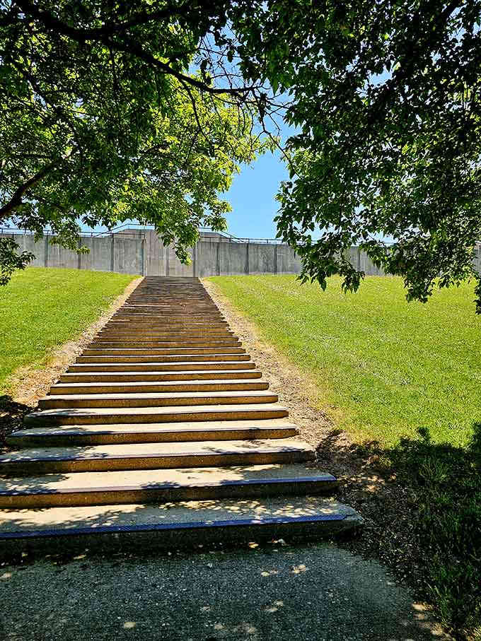 Stairs leading to the dam, inviting you to climb toward views that make the effort absolutely worthwhile.