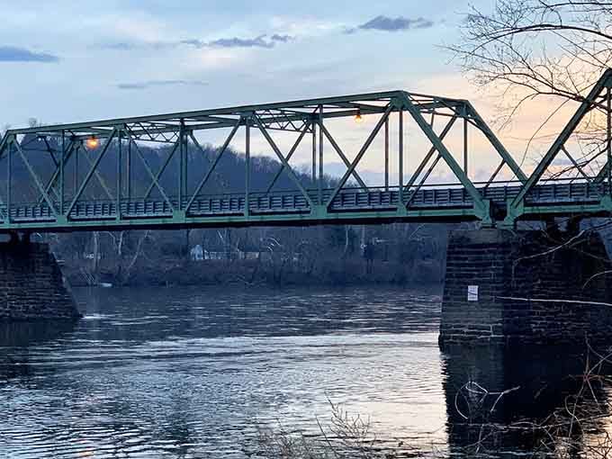 Early morning mist on the Delaware turns an ordinary bridge into something worth writing home about.