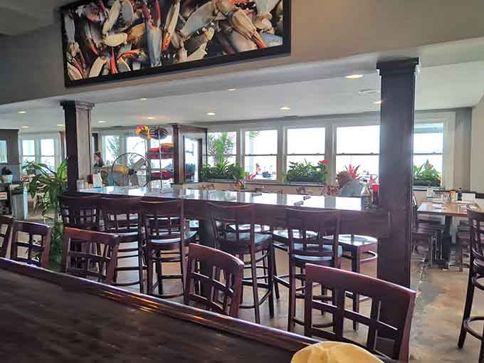 Floor-to-ceiling windows and a full bar mean you're never far from either a cold drink or water views.