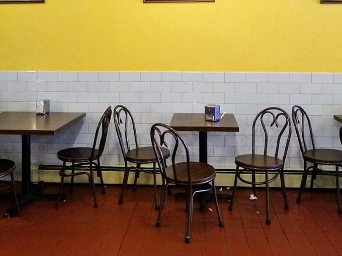 Clean, simple, functional: this dining room prioritizes what matters most, which is getting delicious food to you.