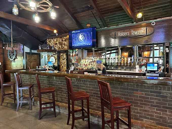 The well-stocked bar offers everything from local craft beers to classic cocktails for every taste preference.