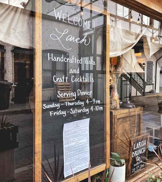 Hours posted clearly because good pasta waits for no one, and neither should you when hunger strikes hard.