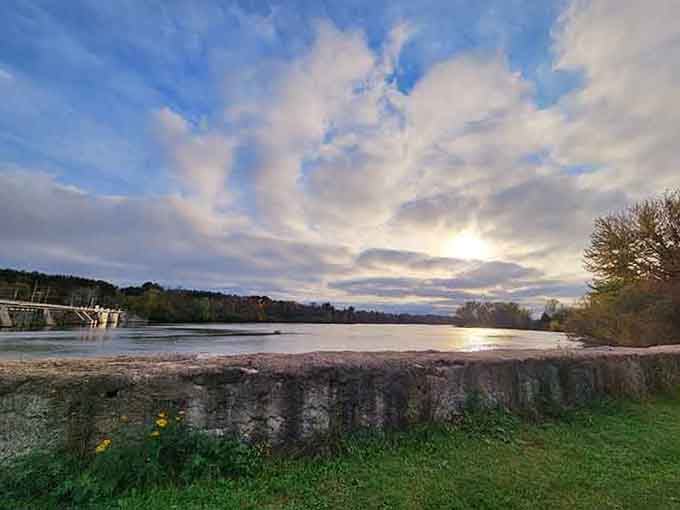Sunset paints the river in golden hues, delivering million-dollar views to anyone willing to simply stop and look up.
