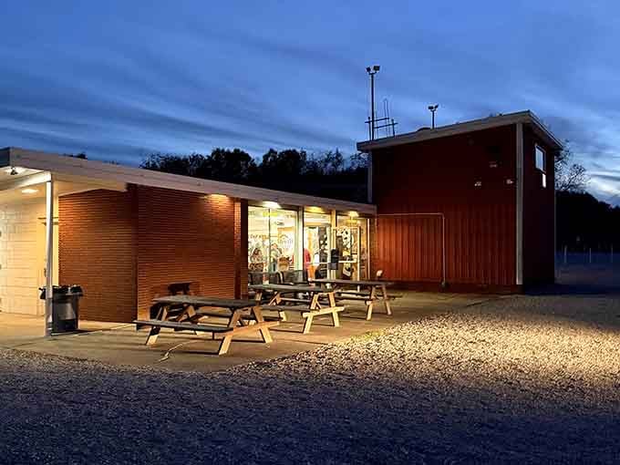 Picnic tables outside the concession stand offer the perfect spot for pre-show snacking and people-watching opportunities.