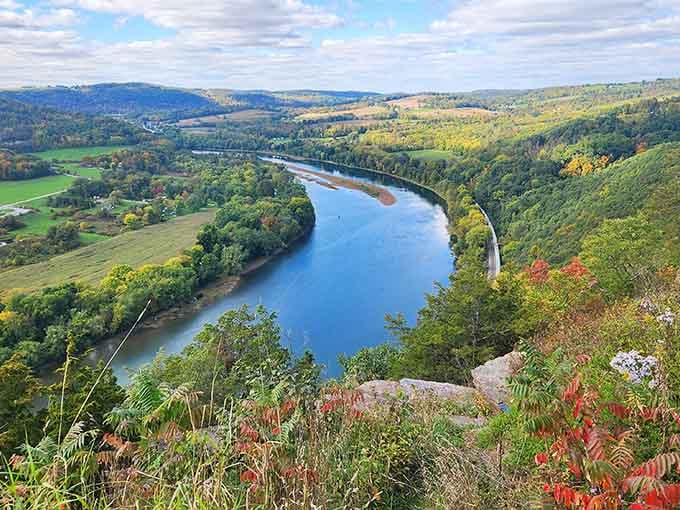 Sweeping views from scenic overlooks remind you why people fall in love with Pennsylvania's endless natural treasures.