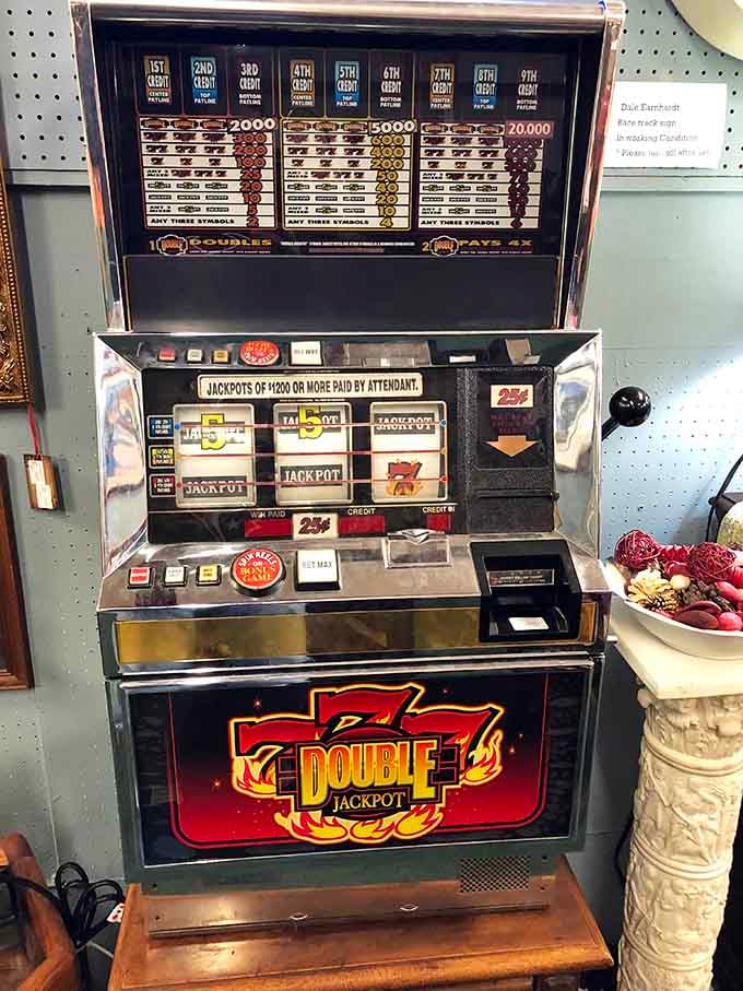 This vintage slot machine represents Vegas glamour from when the Rat Pack ruled and everyone wore their Sunday best.