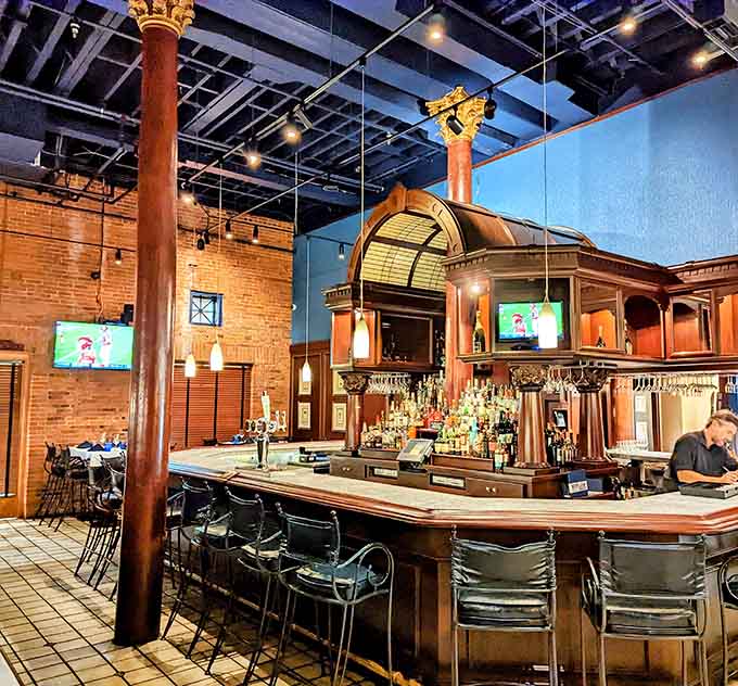 That gleaming bar isn't just serving drinks; it's crafting liquid companions worthy of the seafood stars on your plate.