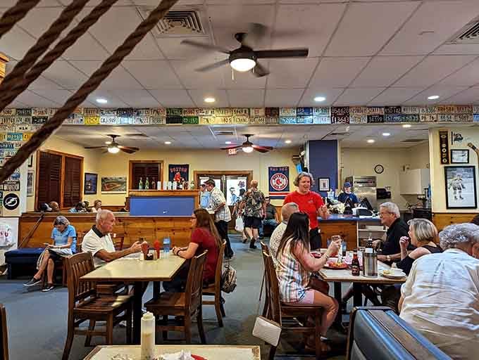Packed tables full of happy diners prove that locals have been hoarding this secret seafood spot successfully.
