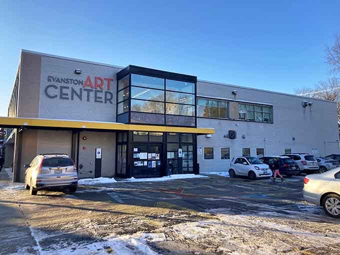 The Evanston Art Center welcomes creativity seekers into a space where imagination gets room to breathe.