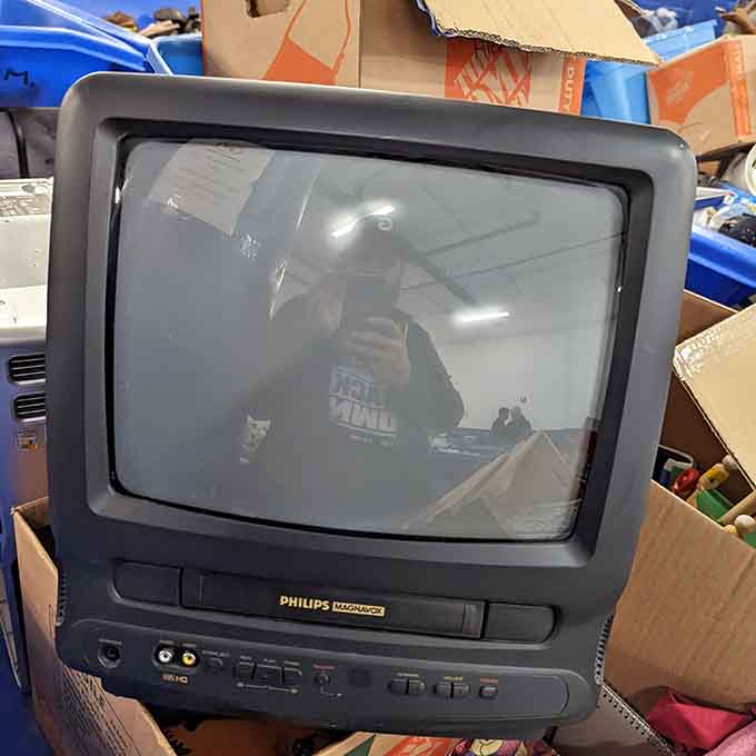 That vintage Philips TV combo unit weighs a ton but costs practically nothing making nostalgia surprisingly affordable.