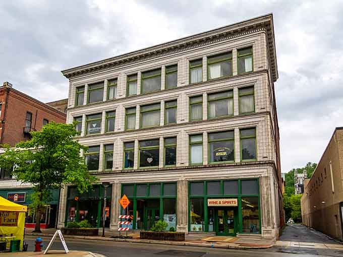 Central Park Commons offers green space where community gathers, proving that sometimes the best entertainment is absolutely free and wonderfully simple.