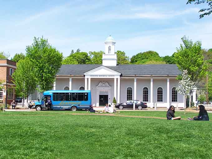 The Lexington Historical Society's white colonial building houses treasures and stories from America's revolutionary past.