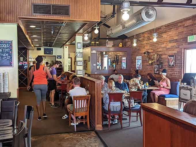 Tables full of satisfied diners prove that word about these biscuits has definitely gotten out to locals.