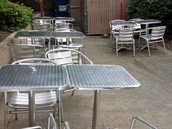 When the weather cooperates, outdoor seating lets you enjoy your eggs benedict with a side of fresh island air.