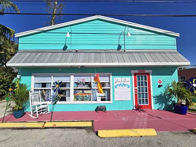 Turquoise meets magenta in a cheerful standoff that somehow works perfectly under swaying palms and Florida sunshine.