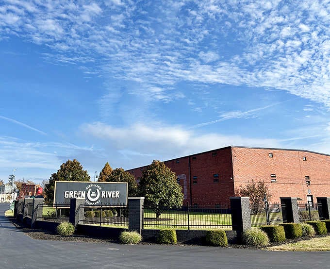 Green River Distilling Co. adds Kentucky bourbon heritage to a town already overflowing with reasons to visit.