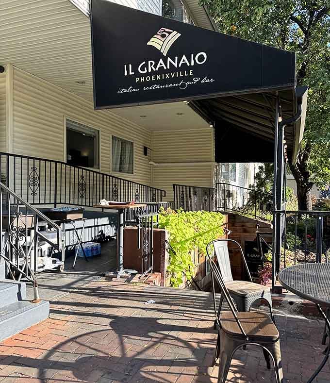 Il Granaio's patio dining proves that good Italian food tastes even better when eaten outside.