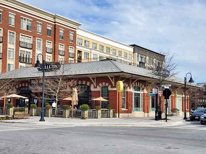 The Rio shopping center location means you can shop, eat, and pretend you earned those extra calories somehow.