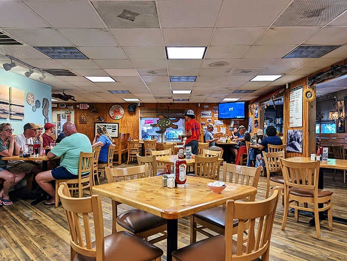 A packed dining room full of happy diners is always the best endorsement any restaurant could ask for.