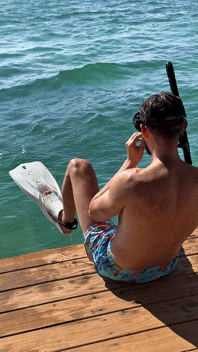 Snorkeling gear at the ready, because when your bedroom is this close to marine life, why wouldn't you?